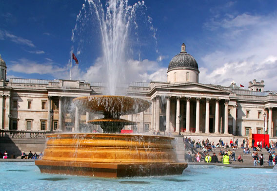 Trafalgar Square Fountain